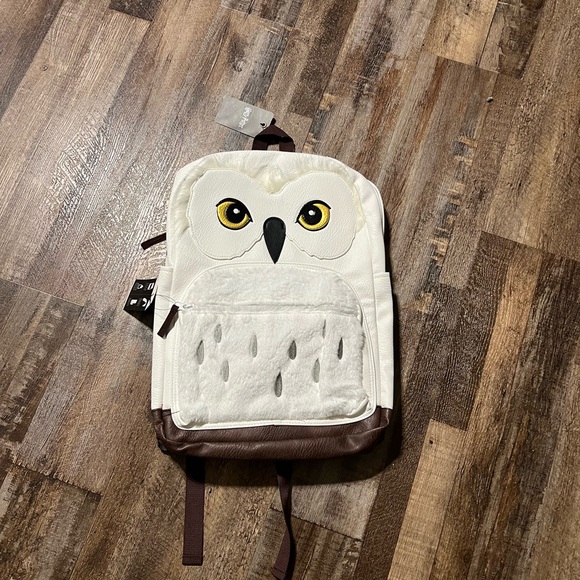 Bioworld | Accessories | Nwt Harry Potter Hedwig White Owl Backpack ...